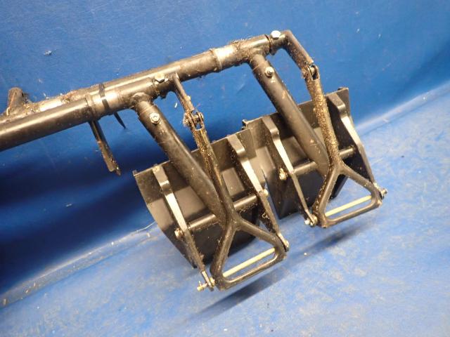 Cessna . DUAL BRAKE & RUDDER PEDAL BAR